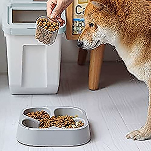 YXQ Dog Food Storage Container Airtight Box Cyan,10kg Bulk Dry Food Grain Storage Barrels Sealed Bucket,Pets Food Bin with Seal Locking Lid, Wheels,Measuring Cup,1pcs Scoops(Random Color)