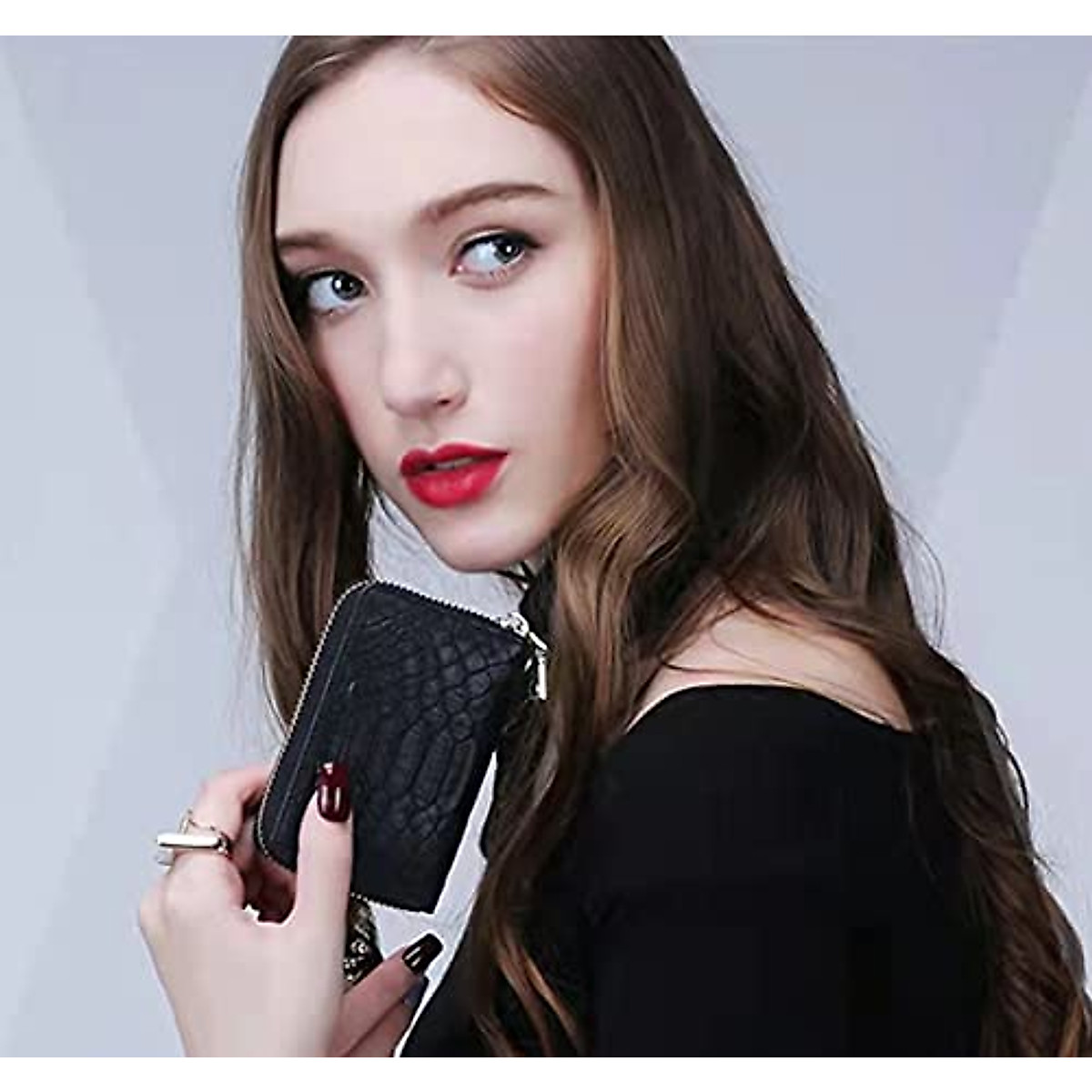 ZHSH Small Rfid Blocking Full-grain Leather Wallet, Zipper Credit Card Holders, ID Case Organizer Purse (Black/Embossed crocodile)