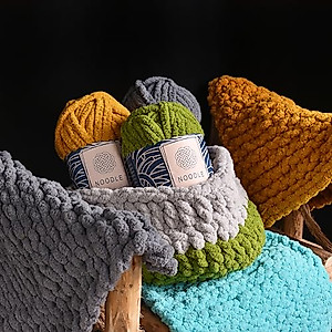 Blanket Extra 1 Pack 250g/8.81oz Polyester 6 Super Bulky (Jumbo) 38 yds Knitting Crochet Crafts & Amigurumi Chunky Chenille Yarn Home Decor (Green)