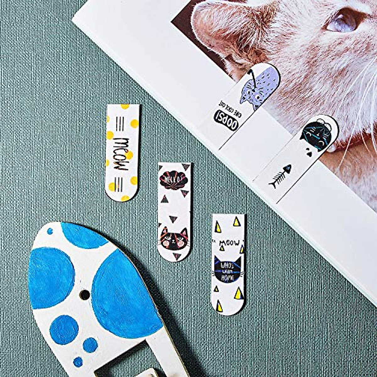30 Pieces Magnet Magnetic Bookmarks Cute Magnet Page Markers Page Clips Bookmark for Student Office Reading Stationery (Cat)