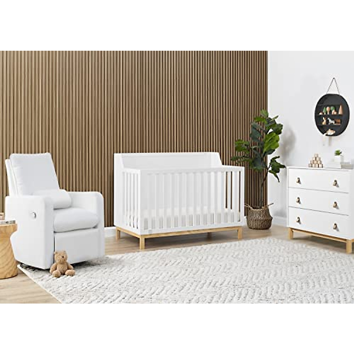 GAP babyGap Oxford 6-in-1 Convertible Crib - Greenguard Gold Certified, Bianca White/Natural