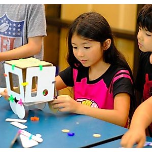 3DUX DESIGN Modern Museum Architecture Set. STEAM Toy for Early Education. Design, Build, Decorate with 86 Easy to Assemble and Reusable Pieces. Construction, Building and Open-Ended Play