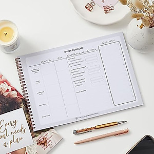Perfect Planner Company - Social Media Planner - Undated A4 Weekly Planner for Work Schedule - Social Media Insights - For Marketers, Social Media Experts, Entrepreneurs - 100 Pages