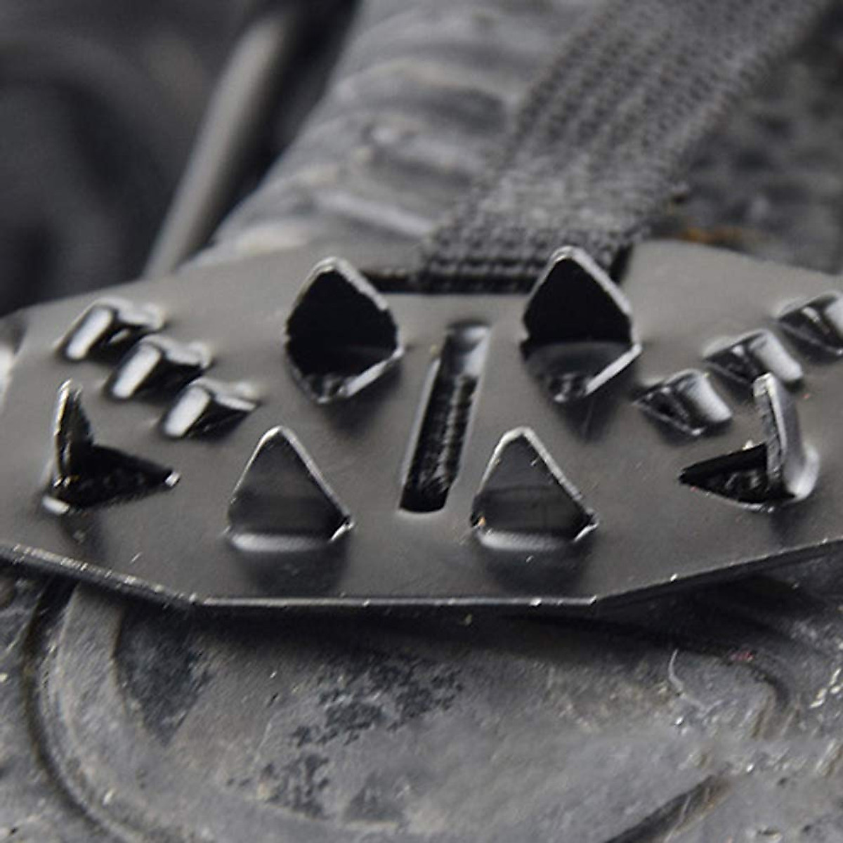 Ice Cleats No-Slip Ice Grips Walk Traction Cleats Climbing 24 Spikes Avoid Tumbling Snow Shoes Cover Overshoes Shoes Crampons Ice Cleats Crampons for Hiking Shoes Boots L