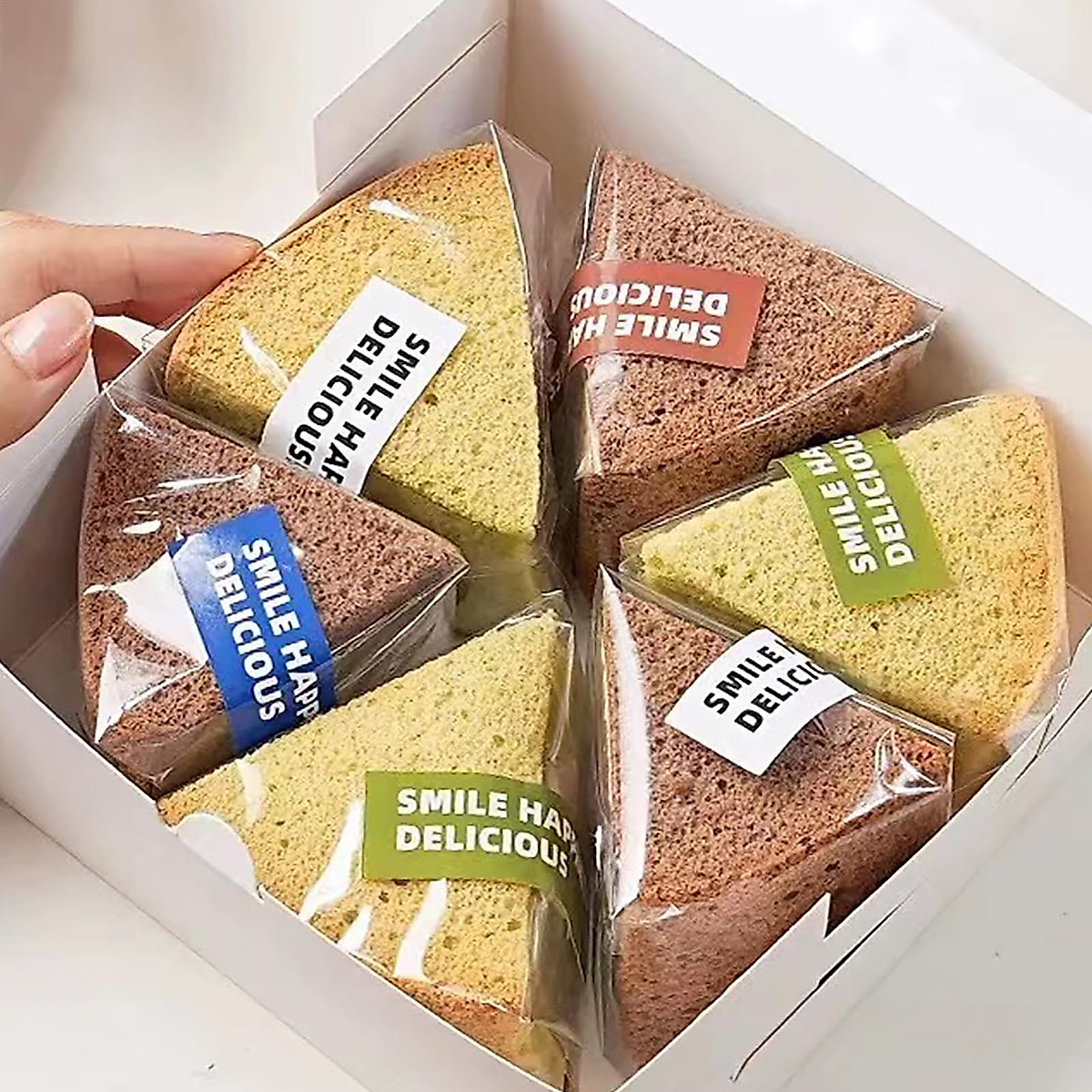 SYOGUA 150 Pcs Clear Cellophane Sheets, 9 x 9 Inches 3 Mil Thick Candy Wrapper Clear Gift Wrap Sheet, Crystal Clear Cellophane Wrap Paper for Treats, Candies, Cake Pop, Henna Cones, DIY Crafts