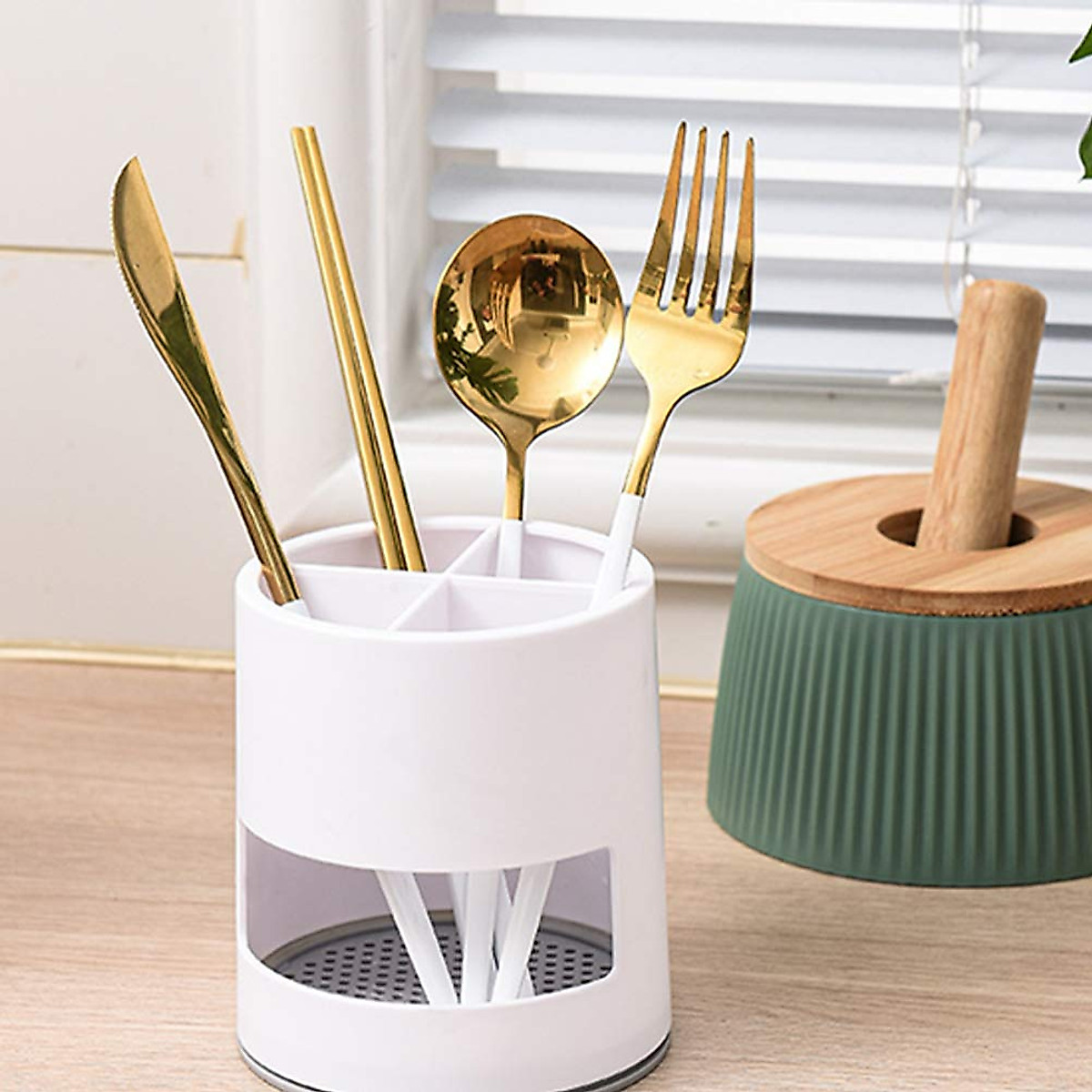 DOITOOL Kitchen Utensils Flatware Caddy Holder Plastic Storage Organizer Wall Mount Kitchen Caddy Bin for Silverware Forks Spoons Chopsticks White Kitchen Utensils Holder