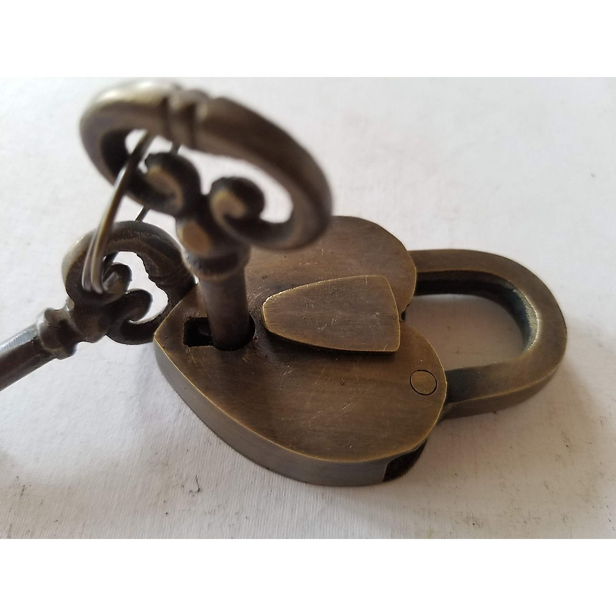 VTG. Small Love Valentines Paris Heart Lock w 2 Skeleton Keys Brass 2 5/8" #L8