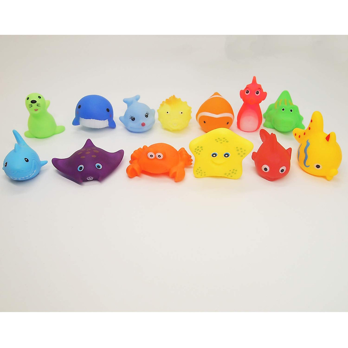 UMBWORLD Preschool Bath Toys Rubber Floating Squeaky Baby Wash Shower Toy for Toddlers Kids Party Decoration15 Pcs (Sea Animal)