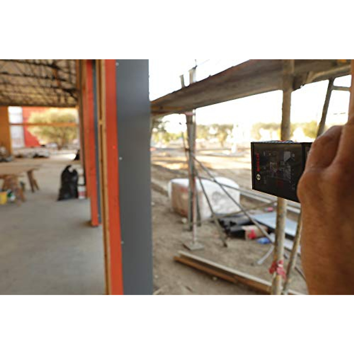 BOSCH GLM400CL Blaze Outdoor 400ft Bluetooth Connected Laser Measure with Camera & Lithium-Ion Battery