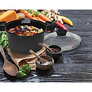 MasterPan 5 QT. Non-Stick Stock N’ Pasta Pot w/ Locking Handles and Easy Pour Strainer, 9”