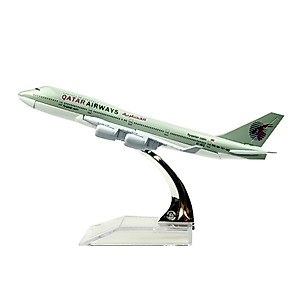 24-Hours Qatar Airways Company Q.C.S.C. B747 Alloy Metal Models Birthday Gift Plane Models Toys