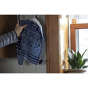 Foreside Home & Garden Blue Abstract Pattern 27 x 18 Inch Woven Cotton Kitchen Tea Towel with Hand Sewn Tassels