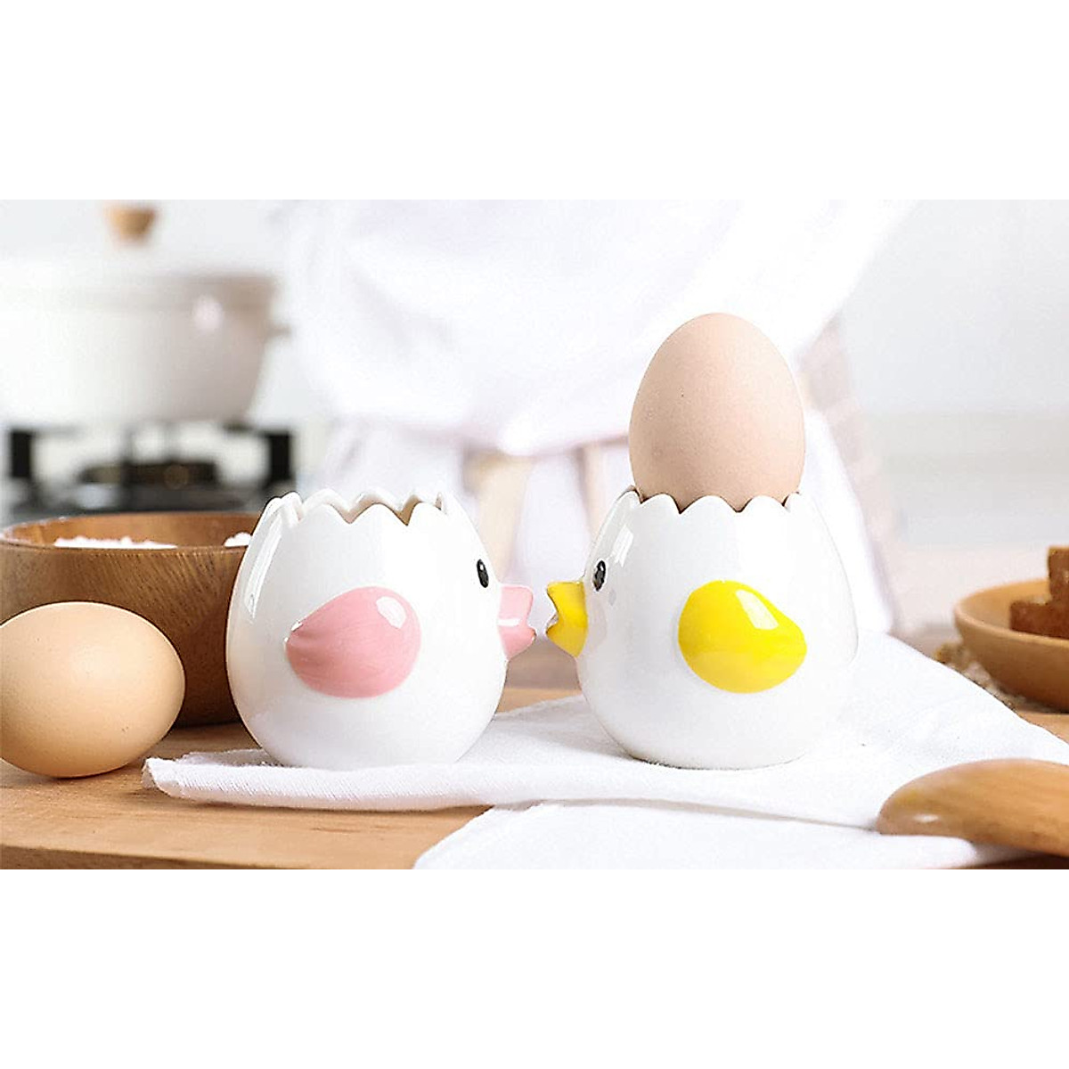 LuoCoCo Cute Egg Separator, Ceramics Vomiting Chicken Egg Yolk White Separator, Practical Household Small Egg Filter Splitter, Kitchen Gadget Baking Assistant Tool, Dishwasher Safe (Yellow)