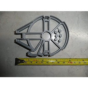 MILLENNIUM FALCON STARSHIP STAR WARS COOKIE CUTTER MADE IN USA PR2298