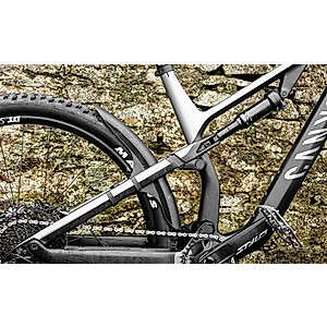 Mucky Nutz, MugGuard, Short