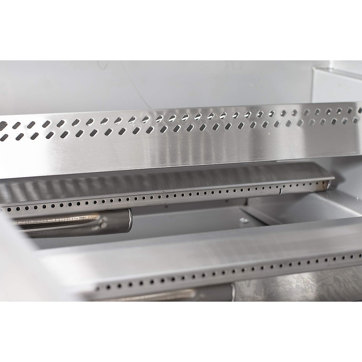 Bullet by Bull Outdoor Products 48109 Bronco Bullet by Bull 4 Burner Grill Natural Gas, Stainless Steel