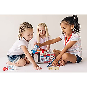 Melissa & Doug PAW Patrol Marshall's Wooden Rescue EMT Caddy (14 Pieces) - PAW Patrol Take-Along Pretend Play First Responder Rescue Kit, PAW Patrol Toddler Toy For Girls And Boys Ages 3+