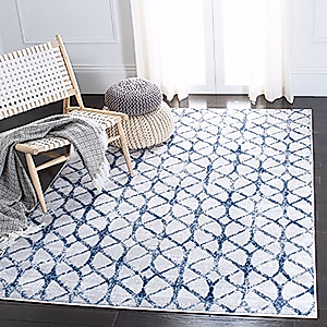 SAFAVIEH Amelia Collection 4' x 6' Grey / Navy ALA792G Geometric Non-Shedding Living Room Bedroom Accent Rug