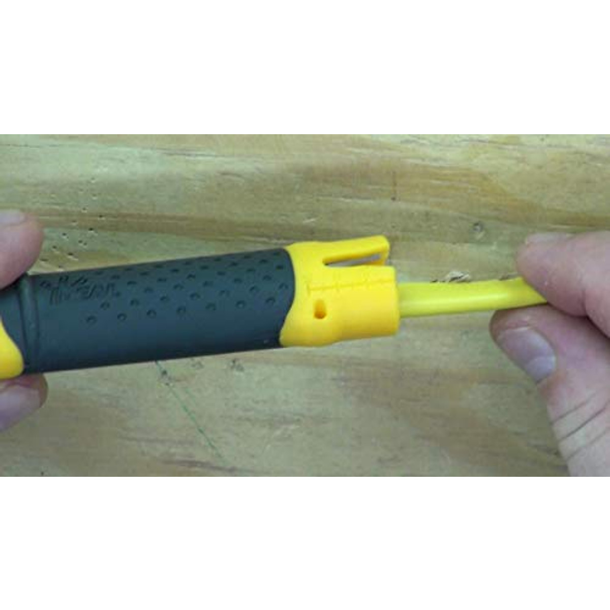 IDEAL Electrical 45-025 Lil’ Ripper Stripper – Wire Stripper w/ Slitting Blade, V-Notch, Flat Blade Clip