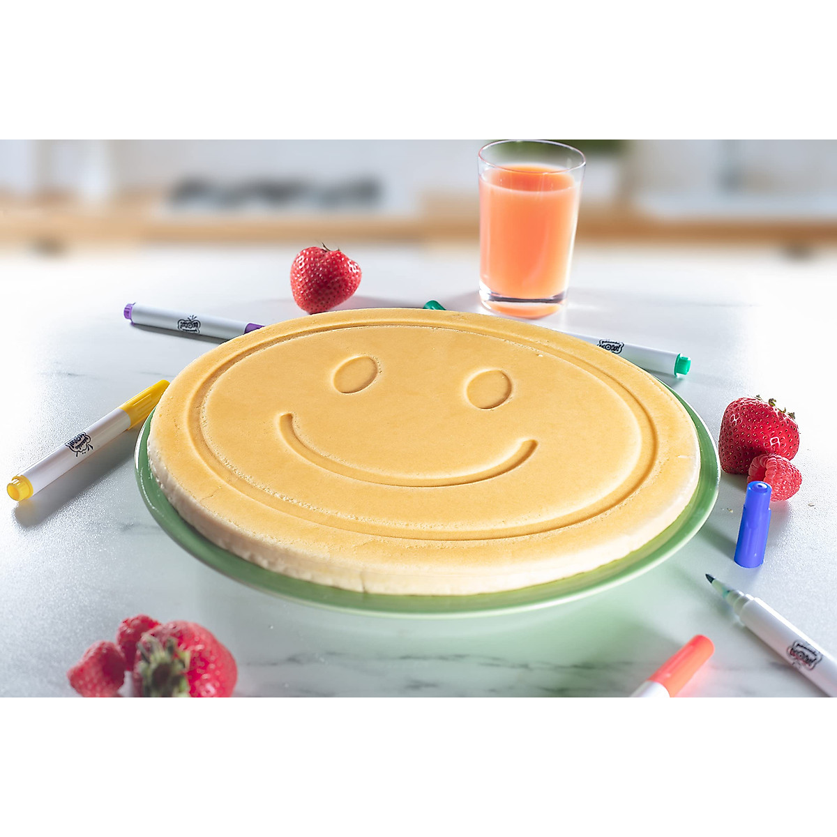 CucinaPro XL Smiley Face Pancake Pan, 10-Inch, Nonstick, Aluminum, With Edible Food Markers, Perfect for Kids' Arts & Crafts, Easy Cleanup