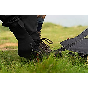 SEALSKINZ Unisex Waterproof All Weather Ultra Grip Knitted Glove, Black, Medium