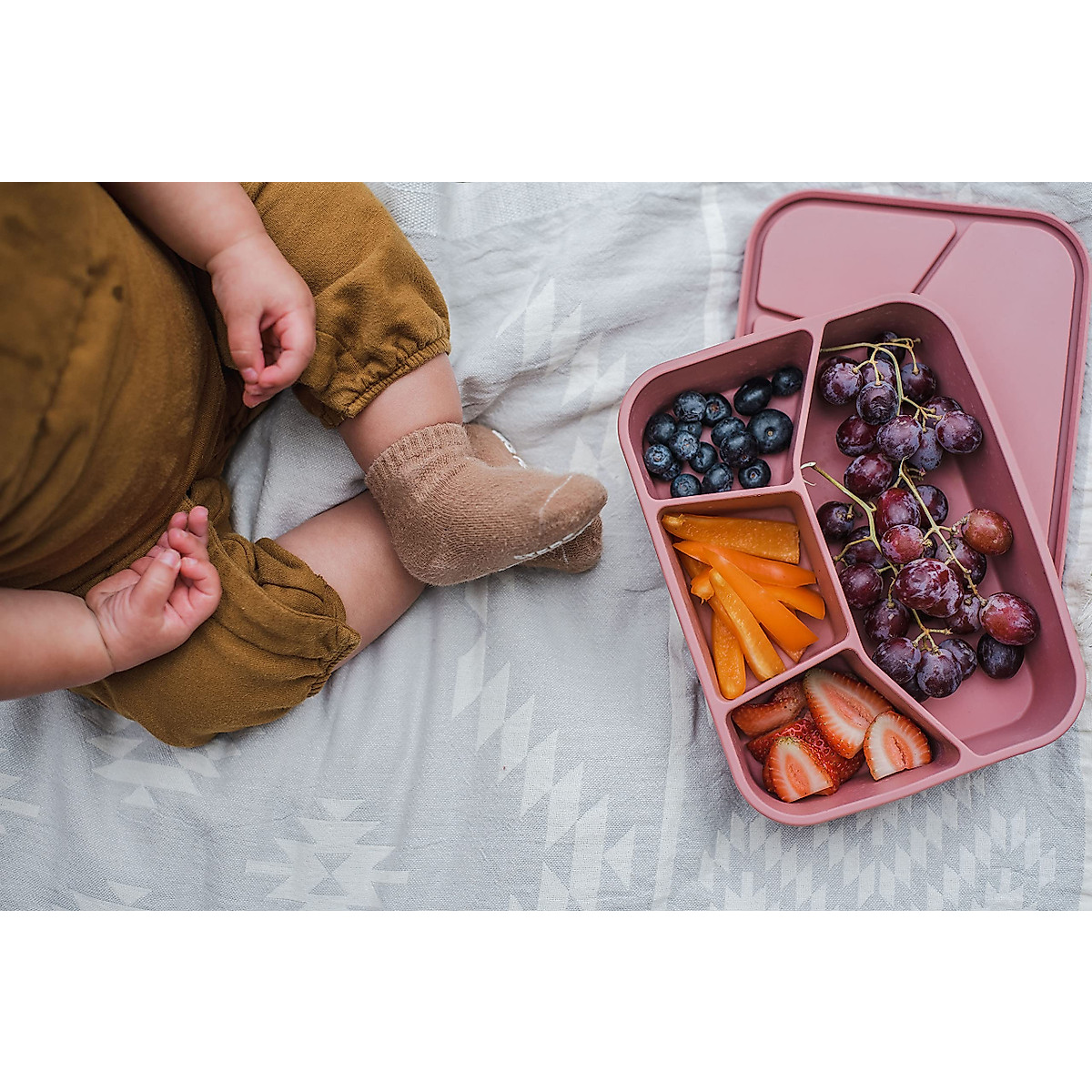 Spoondrift 100% Food Grade Eco-Friendly Leak-Proof Silicone Bento Box Lunchbox, For Child And Adult, 4 Compartment, Choose from 6 Colors, Includes 1 Box (Dark Pink)