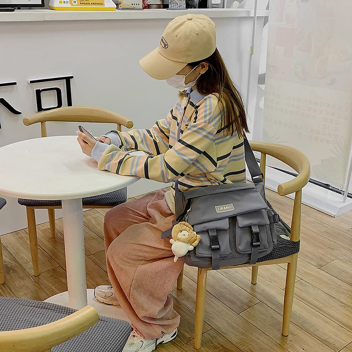 JQAliMOVV Kawaii Messenger Bag for Girls - Cute Aesthetic Bag with Kawaii Pendent (Blue)