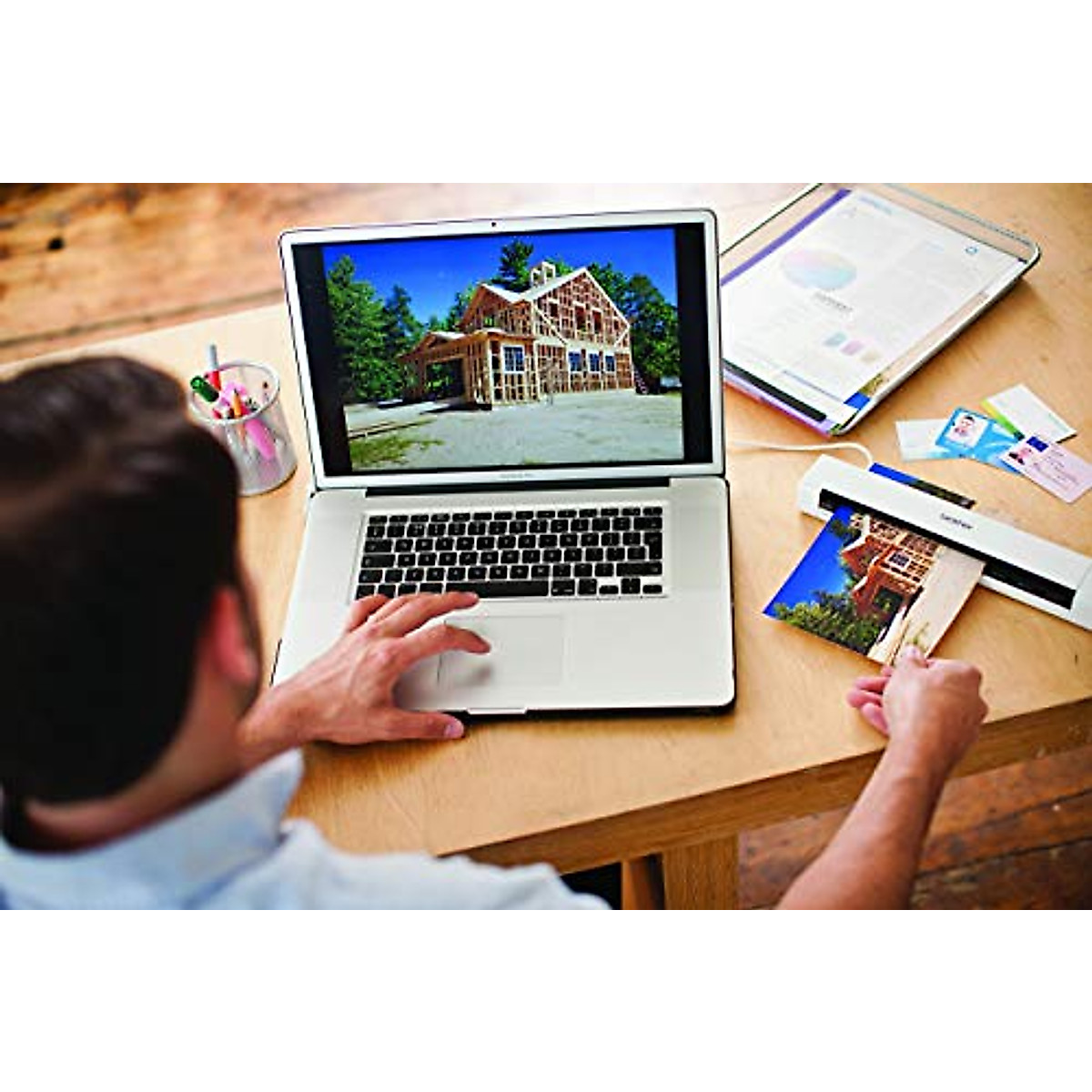 Brother Mobile Color Page Scanner, DS-620, Fast Scanning Speeds, Compact and Lightweight, Compatible with BR-Receipts, Black