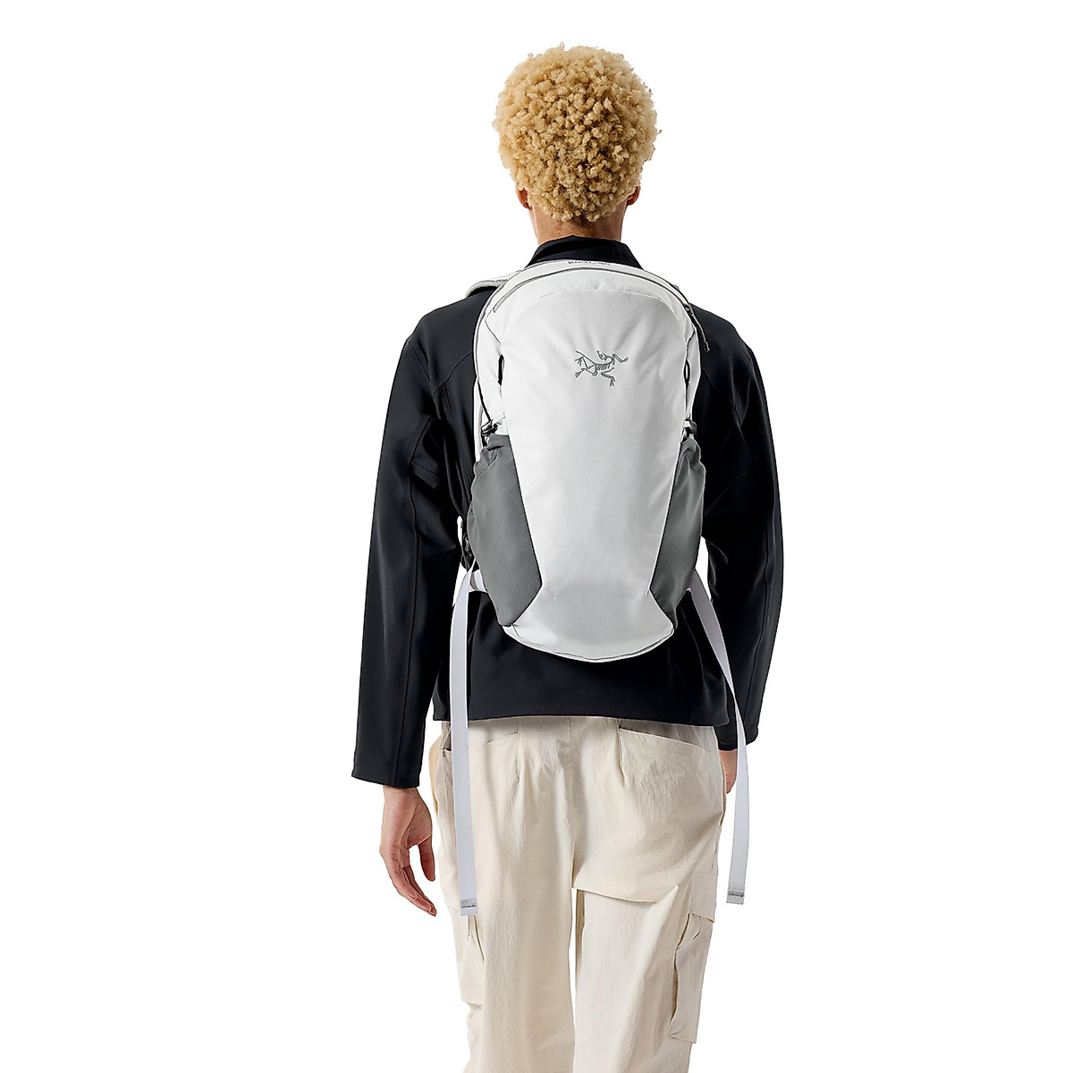 Arc'teryx Mantis 16 Backpack | Sleek Compact 16L Daypack | Relic/Bitters, One Size