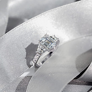 DIAMONBLISS Trapeze & Emerald Cut Ring 925 Sterling Silver Prong Set Engagement Ring Band | 5.00 Carats Cubic Zirconia CZ Simulated Diamond (5)