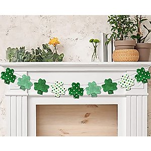 Whaline 3D St. Patrick's Day Shamrock Banner Soft Cute Clover Garland Pre-Assembled Green White Shamrock Fabric Banner Irish Holiday Hanging Decoration for St. Patrick's Day Party Supplies Home Decor