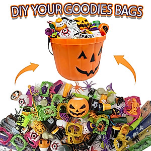 SQZUWIT 200pcs Halloween Party Toys Assortment for Kids Halloween Party Favors Prizes Box Toy Assortment Classroom Trick Treating Halloween Treasure Box Toys