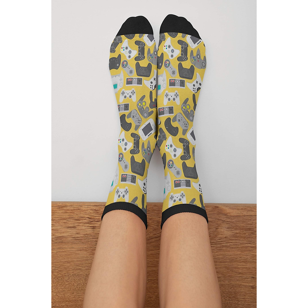 Yaateeh Video Game Gamer Controller Crew Socks Mid Calf Dress Socks Casual Long Tube Socks For Men Women Boy Girl