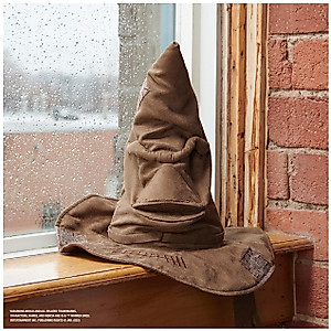 Wizarding World Harry Potter, Talking Sorting Hat with 15 Phrases for Pretend Play, Kids Toys for Ages 5 and up