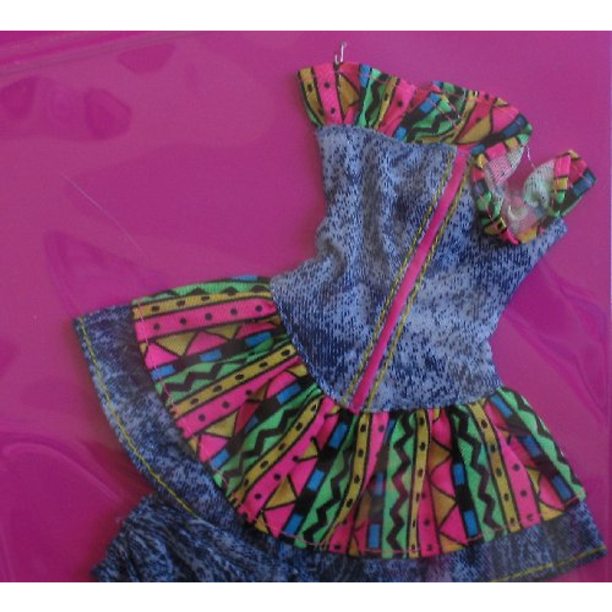 Barbie Jeans Week-End Fashions w Dress & Bermuda Shorts (1990 Arco Toys, Mattel)