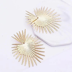 TIANHONGYAN Bohemian Heart Dangle Earrings Studs Gold Star Statement Earrings Flower Geometric Exaggerated Fan-Shaped Earrings Punk Minimalist Ear Jewelry for Women (Gold)