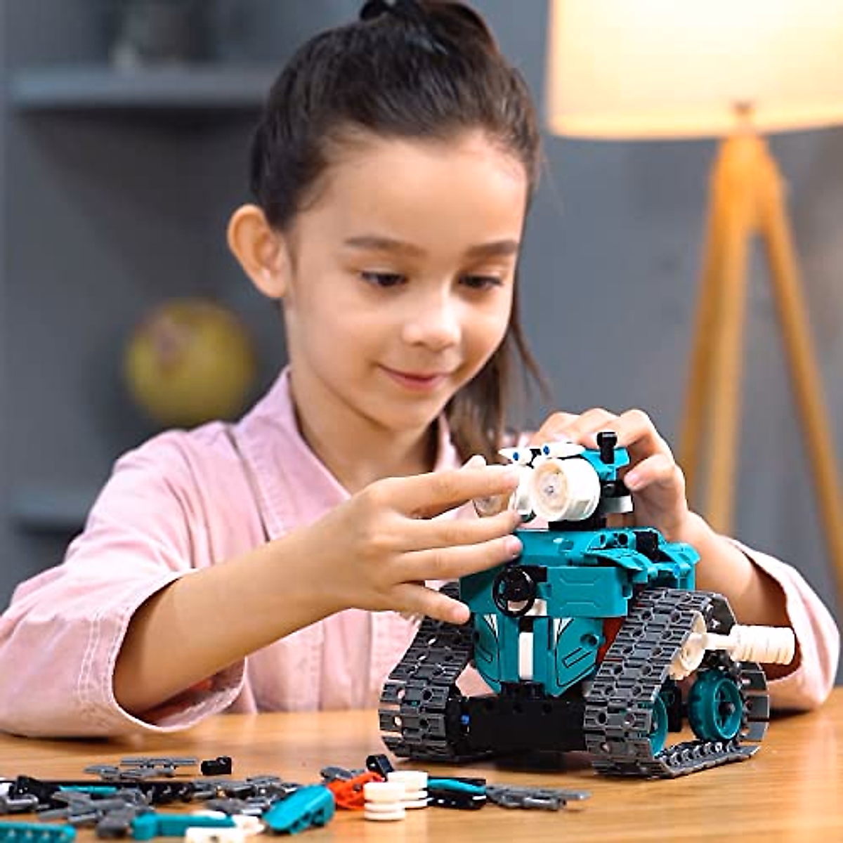 IQKidz Robot Building Toys for Kids - 3 in 1 APP/Remote Control STEM Educational Science Projects, Collectible Robot Family Set, Gift Ideas, for Boys, Girls Age 8 9 10 11 12 + Year Old (440 Pcs)