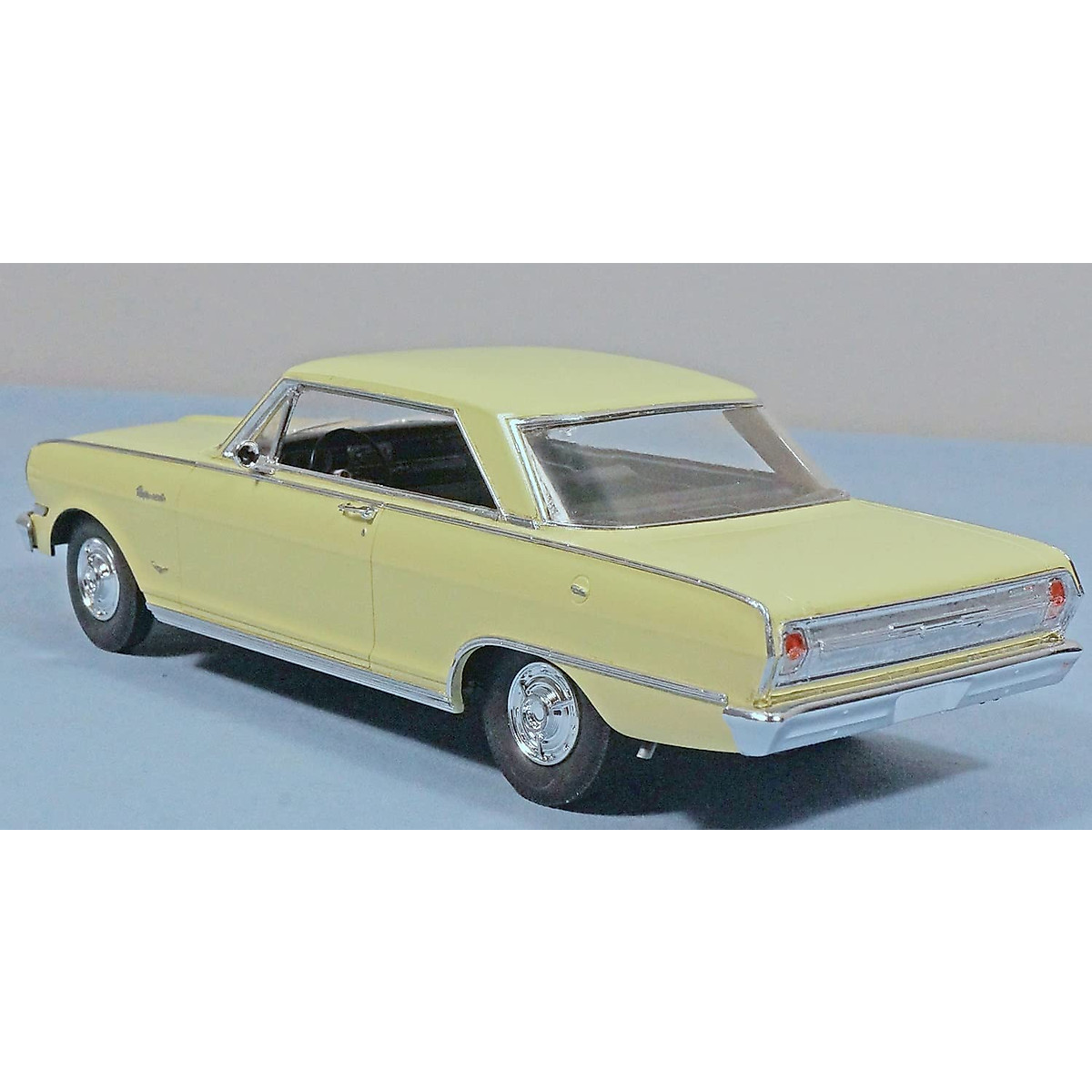 Moebius 2320 1964 Nova Super Sport Coupe Model Car Kit
