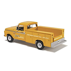 Moebius Models 1965 Ford F-100 Service Truck