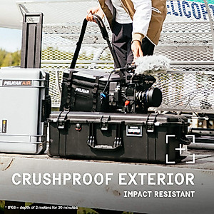 Pelican Air 1615 Case With TrekPak Dividers (Black)