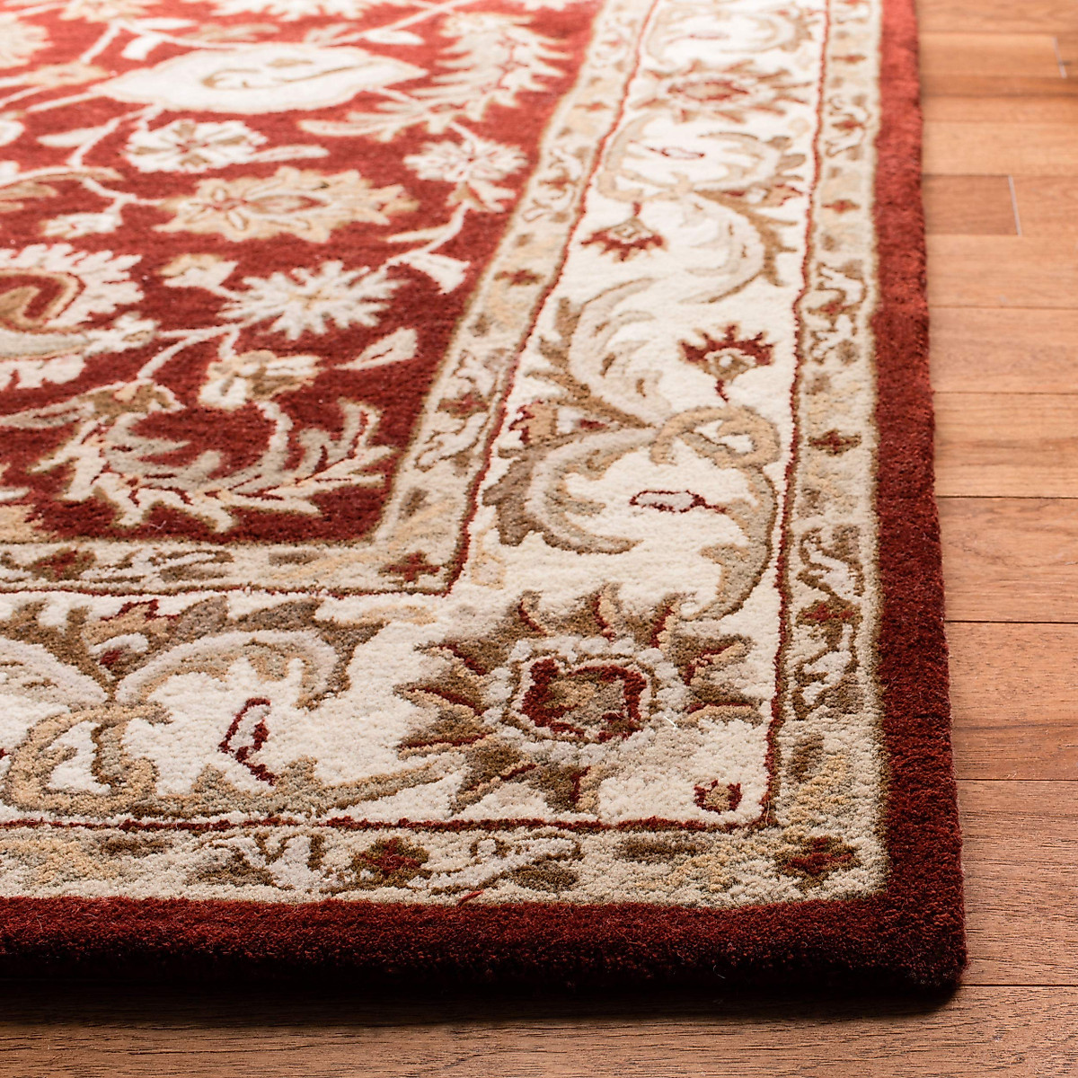 SAFAVIEH Royalty Collection Area Rug - 6' x 9', Red & Ivory, Handmade Traditional Oriental Wool, Ideal for High Traffic Areas in Living Room, Bedroom (ROY244B)