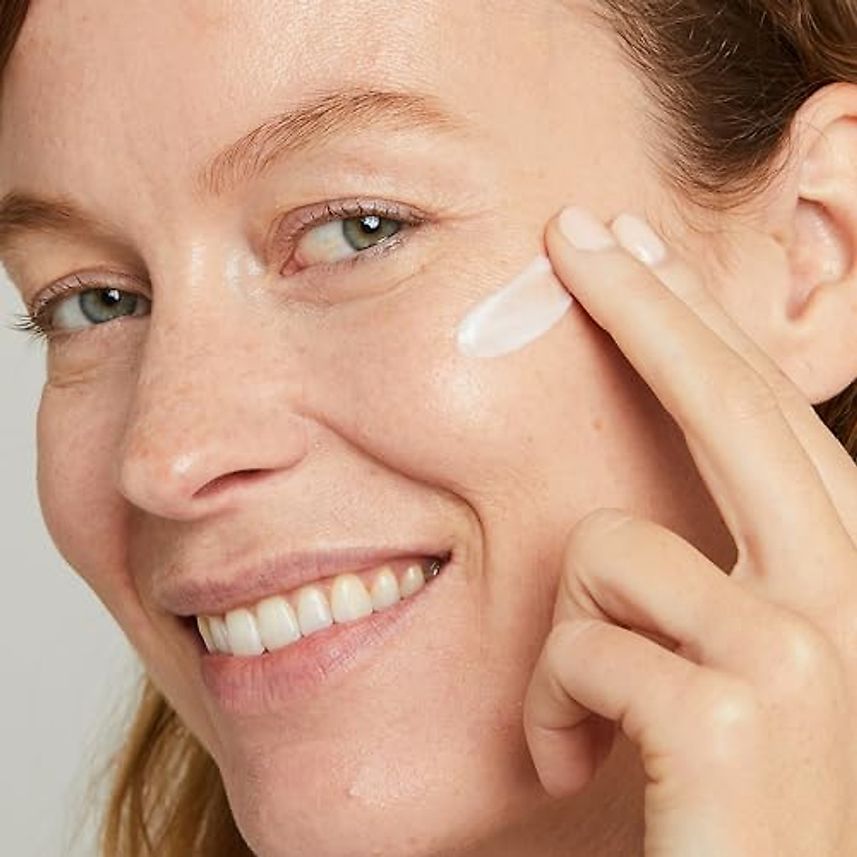 No7 Lift & Luminate Triple Action Night Cream - Anti-Wrinkle, Collagen Peptide Moisturizer with Skin Firming Hyaluronic Acid & Hibiscus - Helps Even Skin Tone for a Radiant Complexion (1.7 Fl Oz)