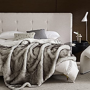 PURE ERA Faux Fur Throw Blanket Luxury Soft Warm Fluffy Thick Decorative Blanket for Couch Bed Sofa Armchair, Reversible to Plush Velvet (50"x60" White&Black)
