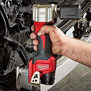 MILWAUKEE ELECTRIC TOOLS CORP 2550-22 M12 Rivet Tool Kit (2550-22)