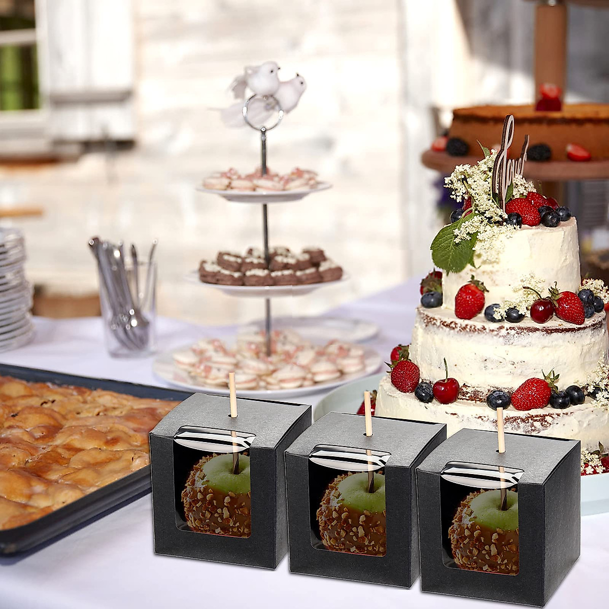 ZEAYEA 50 Pack Candy Apple Boxes with Hole and Sticks, 4" x 4" x 4" Caramel Apples Gift Box with Clear Window for Party, Wedding, Halloween, Thanksgiving, Carboard Treat Box for Candy Making