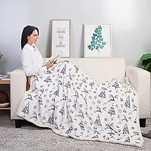 Throw Blanket For Chair Fleece Sherpa Kids Warm Thermal Outdoor Camping Blanket Summer Spring Heavy Plush Thick Very Soft Cute Docorative Collage Beach Farmhouse Camper Throw Blankets for Couch Adults