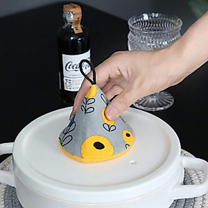 Hemoton 4pcs Cooking Pinch Mitts Pot Clip Holder Moving Hot Plate Bowls Gloves Grips Triangle Covers Oven Mitten Hand Protector for Kitchen