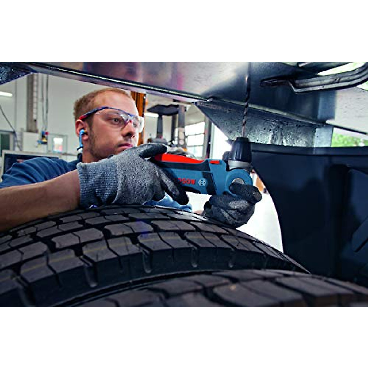 BOSCH PS11-102 12V Max 3/8 In. Right Angle Drill/Driver Kit with 2.0Ah Lithium Ion Battery