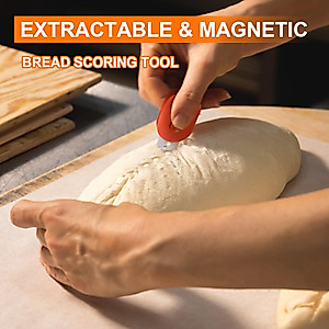 YRAKOZIN Magnetic Bread Lame Dough Scoring Tool, Retractable Razor for Sourdough Bread Baking & Bread Making Tool - Contains 5 Razor Blades (1, Black)