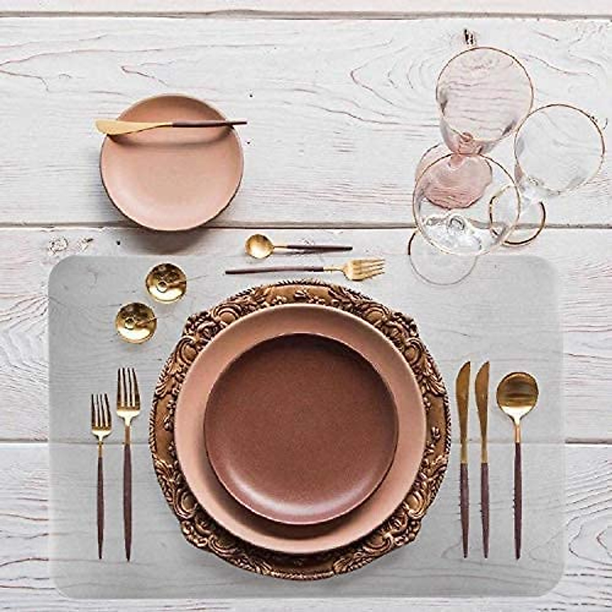 YoleShy 6 Pcs Plastic Placemats, Heat Resistant Washable Table Mats for Dining, Kitchen (17'' x 11'')